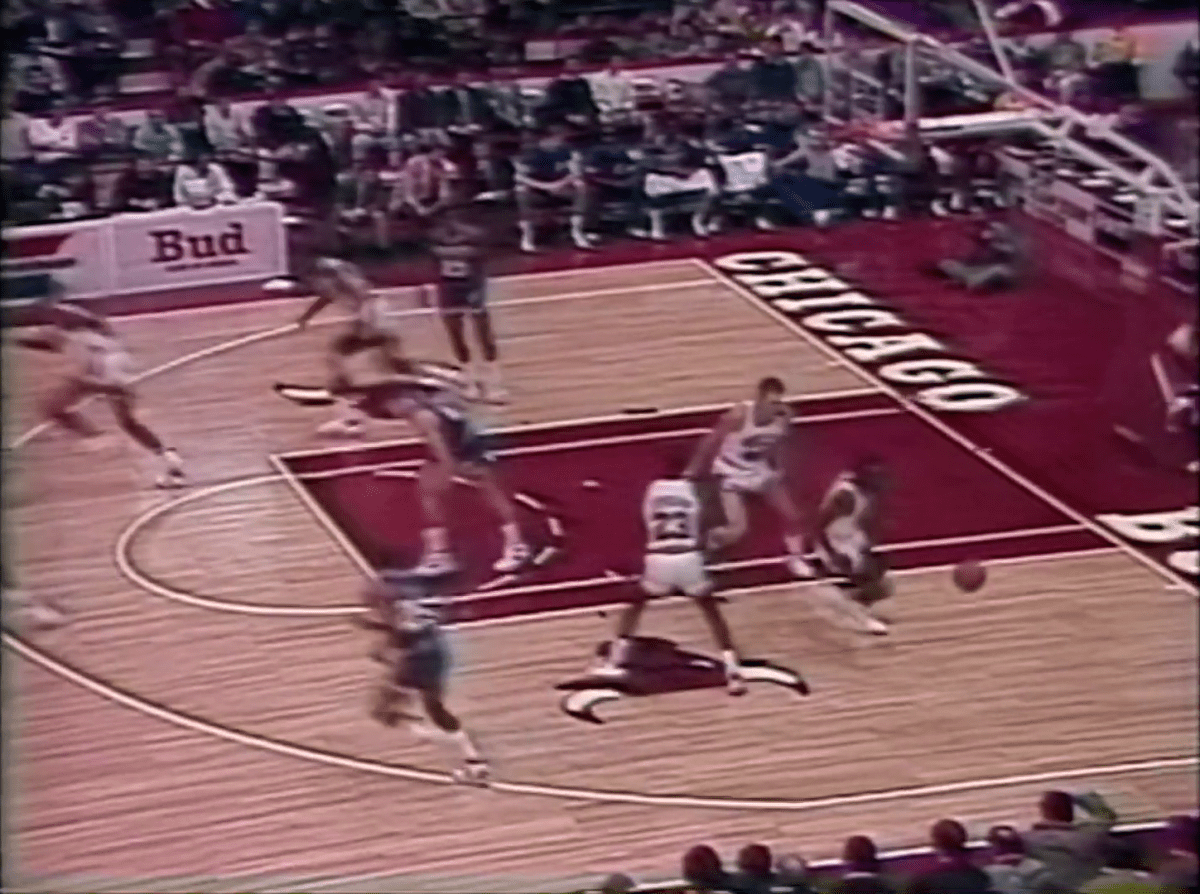 A Necessary Breakdown of Michael Jordan’s Questionable DPOY Award ...